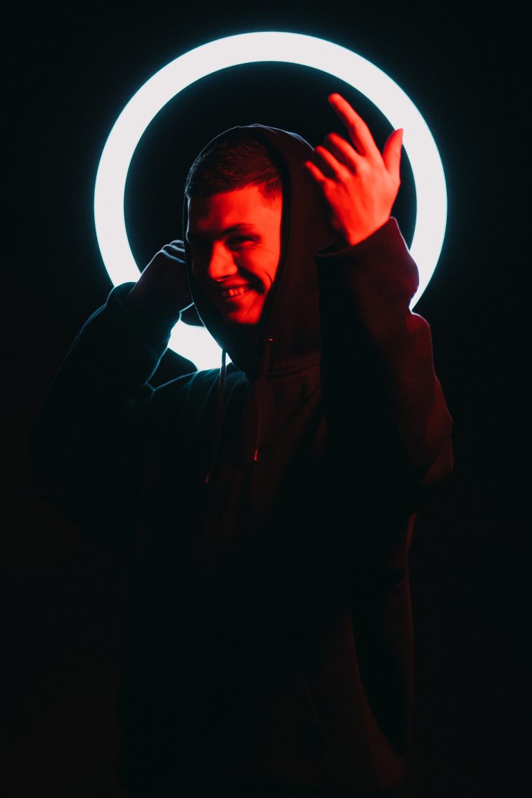 NEZZY RELEASES DEBUT ALBUM ‘THE WALK’ – Music is 4 Lovers